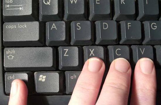 CONOCE LAS PARTES DEL TECLADO Y SU FUNCIÓN
